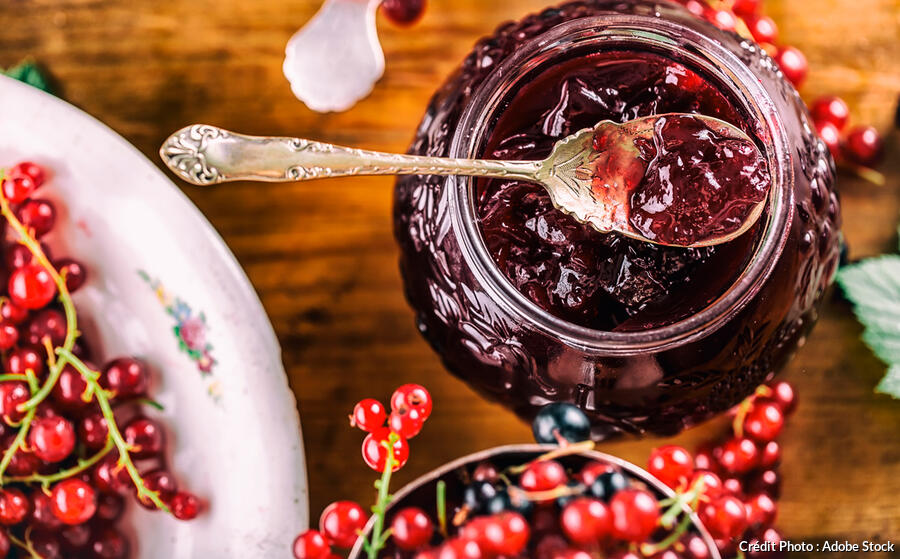 La groseille : tout savoir sur ce fruit rouge | Régal