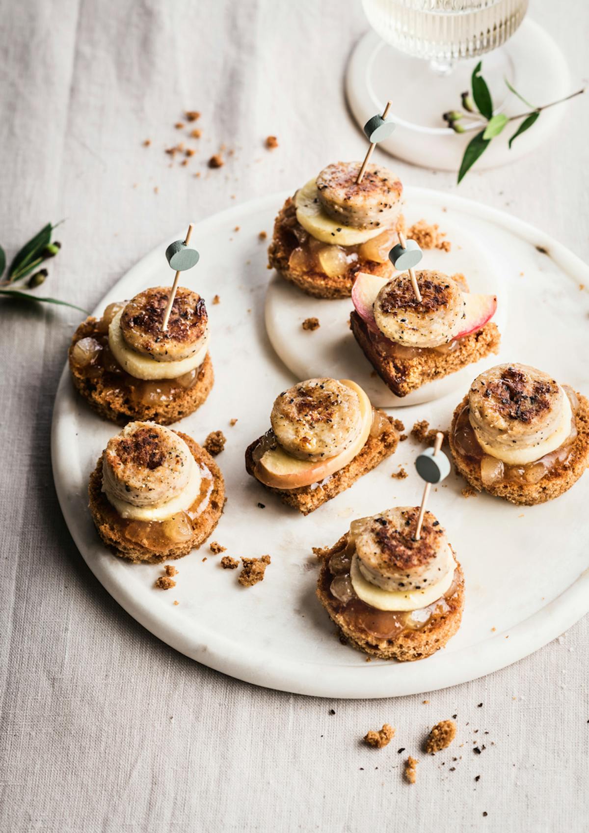 Canapé apéro au boudin blanc et pomme : recette festive | Régal