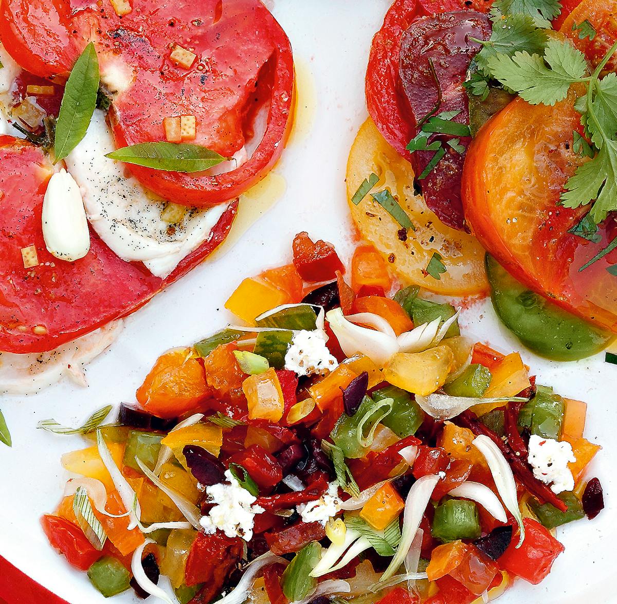 Tartare de tomates aux olives, sauce ricotta | Régal
