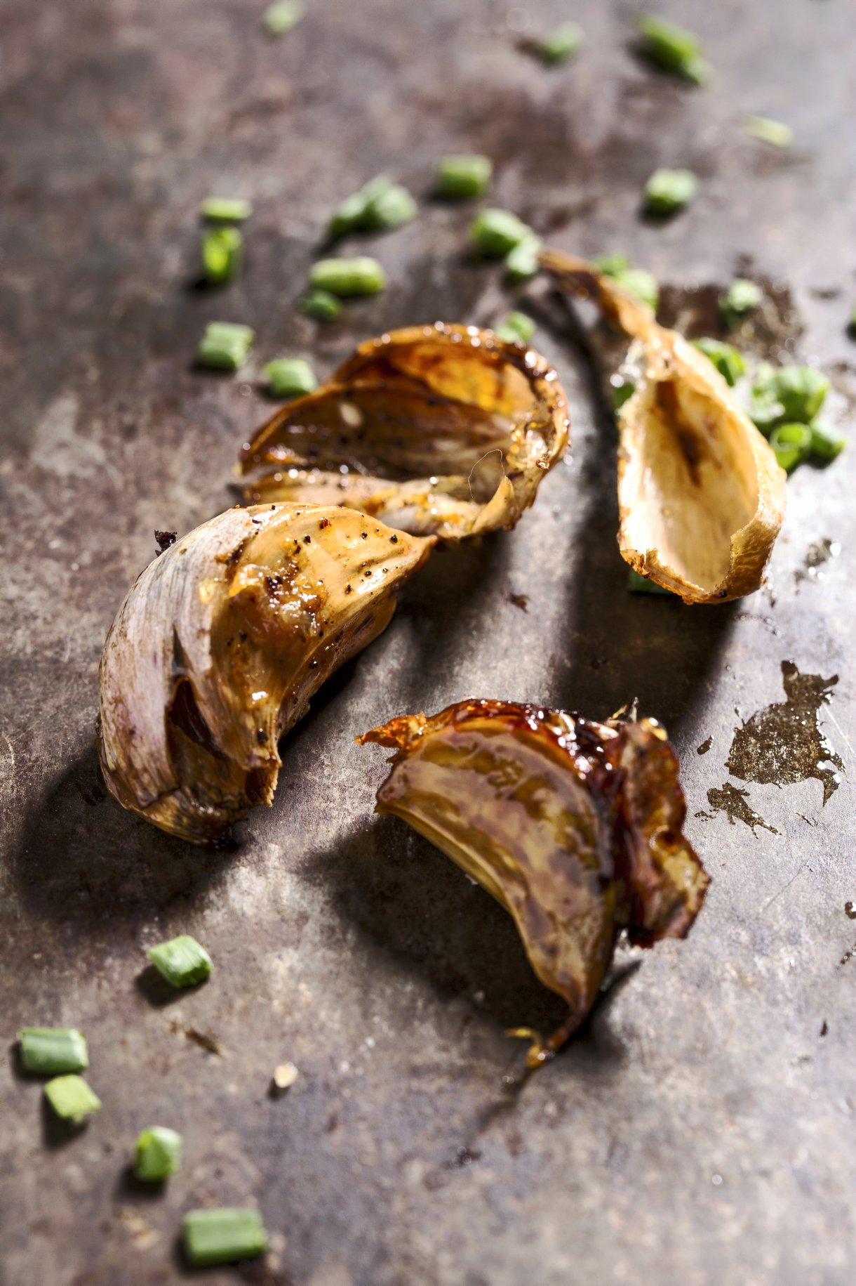 Gousses d’ail en chemise : recette facile (4 étapes - 30 min) | Régal