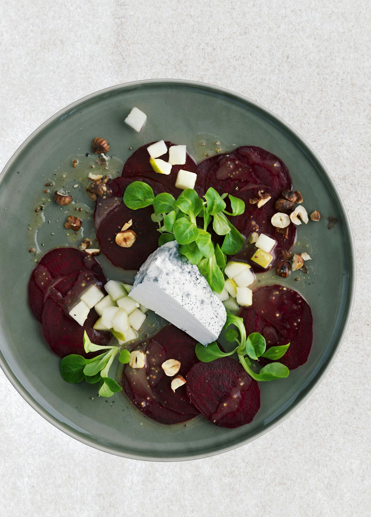 Carpaccio de betterave : recette facile (4 étapes - 15 min) | Régal