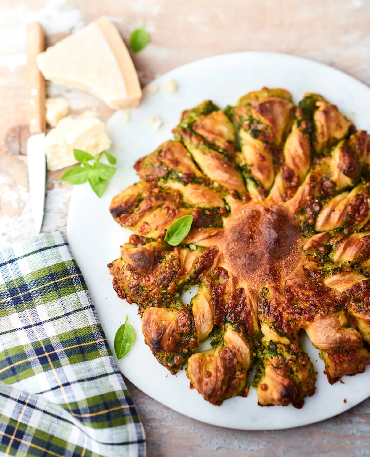 Pizza soleil : recette avec pesto (35 min) | Régal