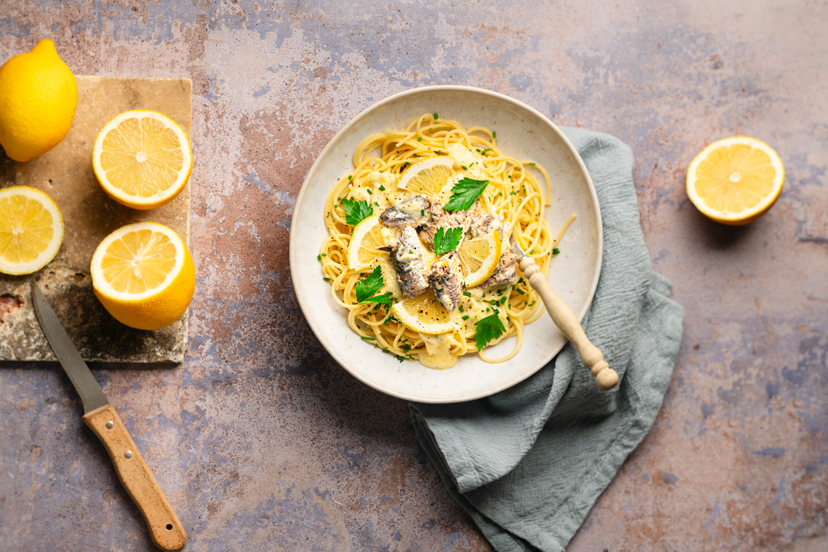 Spaghetti aux sardines en boîte à l'huile : recette facile et gourmande ...